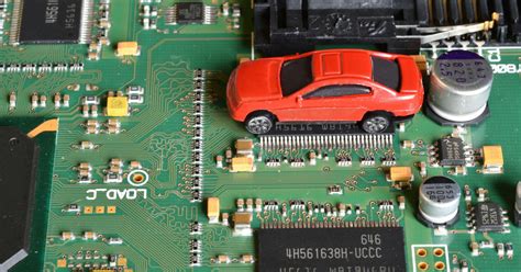Industria auto a înregistrat pierderi de de miliarde de euro din cauza crizei globale a