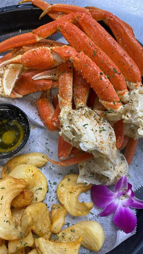 Riptides Raw Bar And Grill Help Us Congratulate Our Chef👨‍🍳🦀derrick