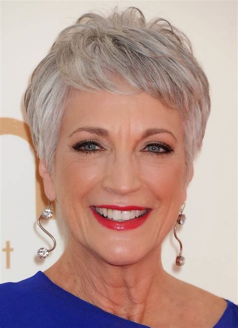 12 Trendy Short Haircuts For Older Women You Should Try