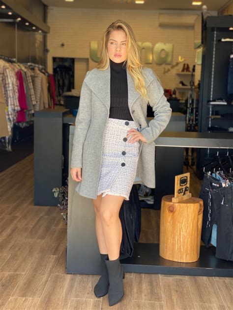Saia Curta Franjas Tweed Comprar Em Usina Da Moda