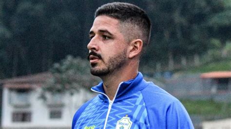 Zagueiro Kadu Fernandes Morre Em Acidente De Carro Tudo EP