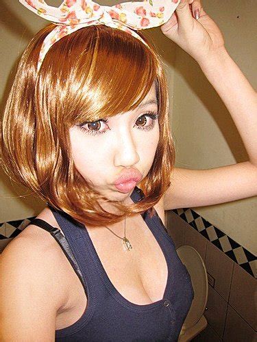 Kumpulan Foto Hot Amoy Cantik Bertatto Cerita Dewasa Perawan
