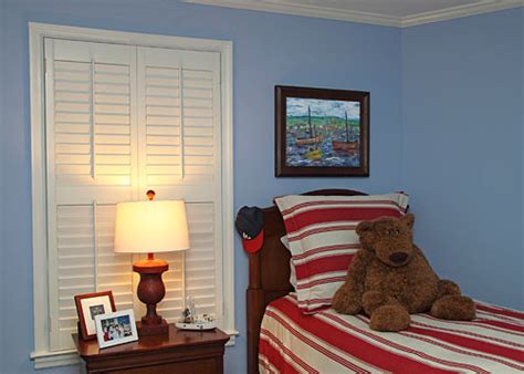 Customized Shutters Louvers Divider Rails Framing Hinging