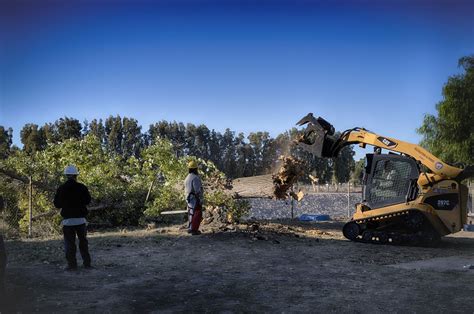 Powerful Winds And Low Humidity Raise Wildfire Risk Across California
