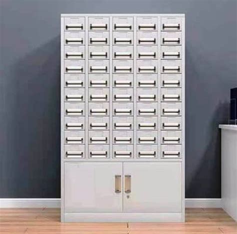 Шүүгээ тангийн