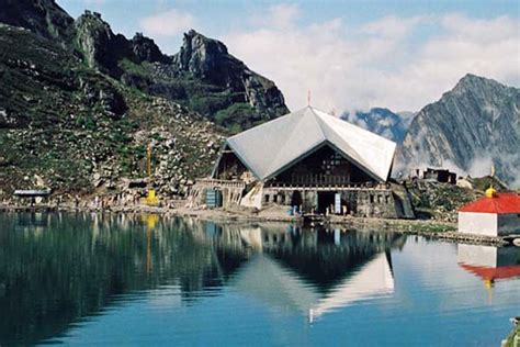 The Gates Of Sri Hemkunt Sahib Will Be Opened On May 25