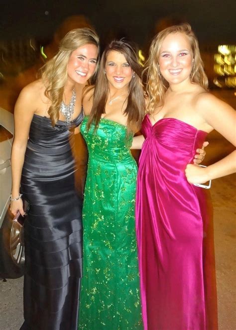 Formal Dresses Scrolller