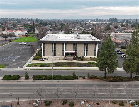 678 680 E Shaw Ave Fresno Ca 93710 Office For Sale Loopnet