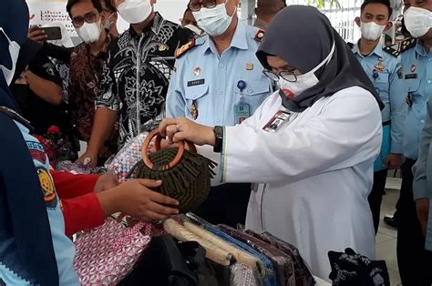 Uniknya Hasil Kerajinan Tangan Para Napi Di Lapas Wanita Tangerang
