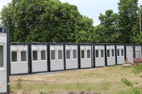 Перше модульне містечко встановлюють під Черніговом • Новий Чернігів