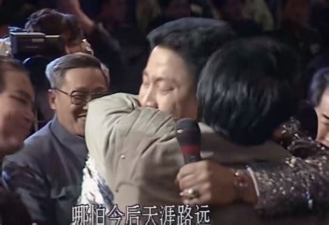 动力火车唱起娜鲁湾情歌我就去考古了一下这首刚五十岁的老歌