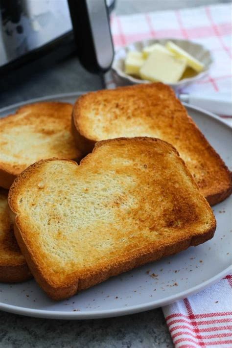 Perfectly Crispy Air Fryer Toast Bread The Belly Rules The Mind