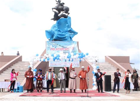 “Дэлхийн соёлын биет бус өв Монгол туульсад” зориулан бүтээн босгож байгаа “Хан алтайн дуулал