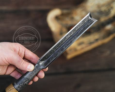 V Chisel Small
