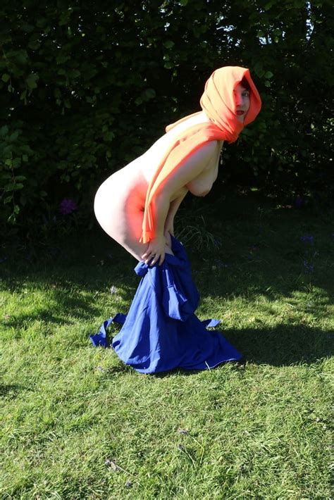 Hijab And Abaya Flashing Outdoors 73 Pics Xhamster