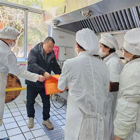 防患未“燃”、“安全“厨”理 ——新南幼儿园食堂消防培训 灭火 工作 厨房