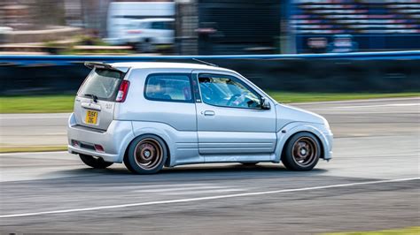 Chasing Down 2 Citroën C2s In My Ignis Sport Youtube