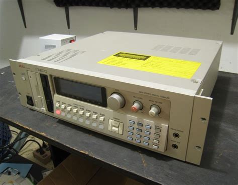 The Ultimate Synthdb Akai S3200