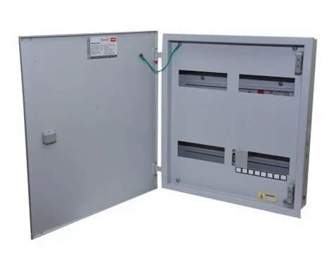 Electric Mild Steel 8 Way Three Phase Double Door Distribution Box At