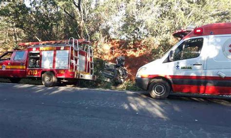 Carro Capota E Uma Pessoa Morre Em Rodovia Do Norte De Minas Gerais