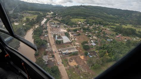 Novo Ciclone Extratropical Deve Atingir 3 Regiões Do Brasil E Provocar