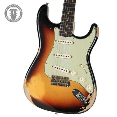 Fender Cs 1960 Stratocaster Heavy Relic Sunburst Guitars Electric