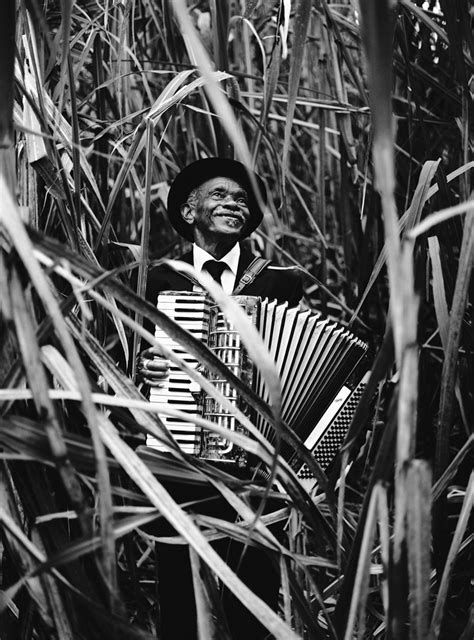 A Visual Builder Hal Prize Photography Judge Lars Topelmann Door County Pulse