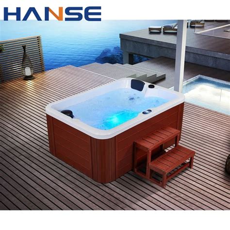 Luxurious Outdoor Swim Massage Spa Bathtub Hot Tub For 3 Person China