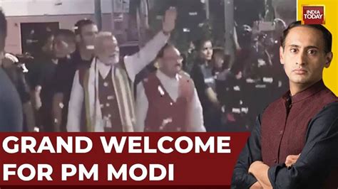 Pm Modi Gets Rousing Welcome At Bjp Headquarters After Historic Win In