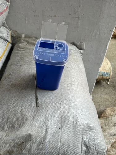 Blue Sharp Container 1 2 Ltr Capacity 1 4 Litre At ₹ 17 Piece In New