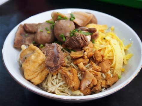 7 Kuliner Paling Enak Di Singkawang Ini Bikin Ngiler Banget
