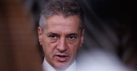 Goloba Zapušča še Ena Tesna Sodelavka Žurnal24