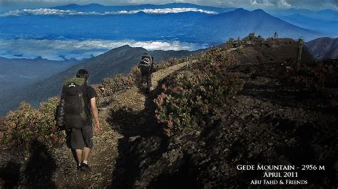 Mendaki Gunung Gede Cianjur Jawa Barat PESONA WISATA INDONESIA