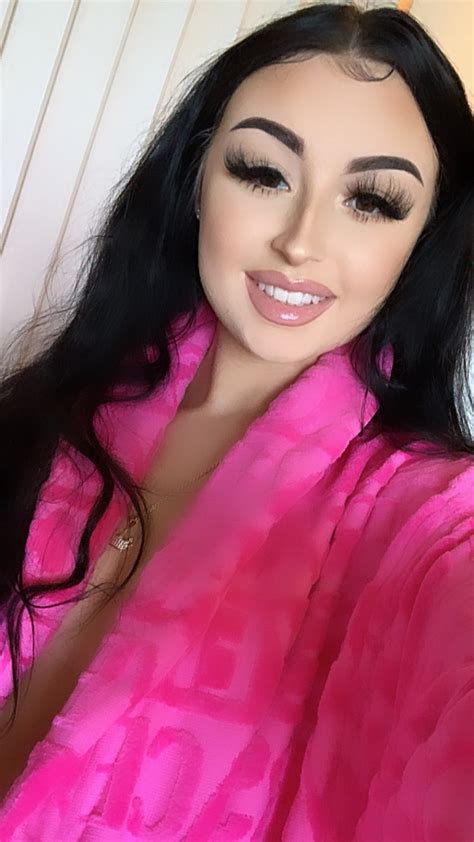Érica ️ Entertainer In Phoenix Slixa