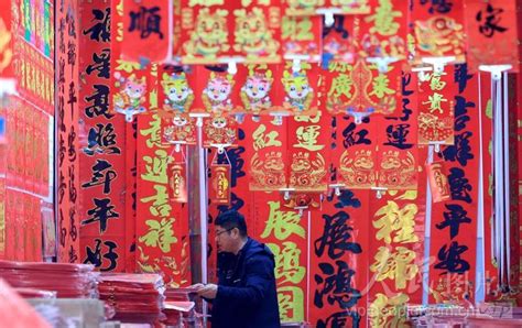 河北石家庄年货市场购销忙 人民图片网