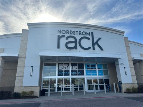 The Rack Nordstrom Hours