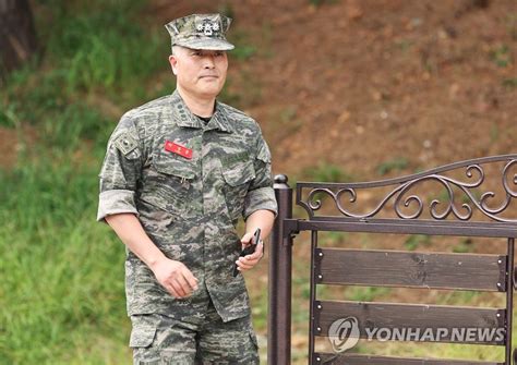 해병대 前수사단장 승인없는 방송 출연에 견책 징계 나무뉴스