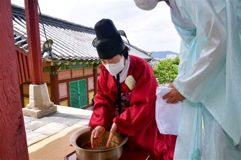 양해영 진주시의회의장 향교서 취임 기념 고유례 올려