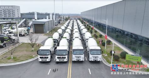 120台电动搅拌车批量交付中联重科新能源产品开门红热销 散装水泥运输车 中联重科 工程机械动态 中国路面机械网