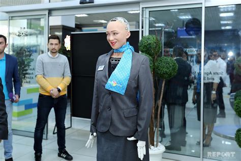 Robot Sofiya “asan Xidmət” Mərkəzində Könüllü Olub Fotoreportaj