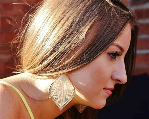 What Should You Know Before Dating A Cancer Woman
