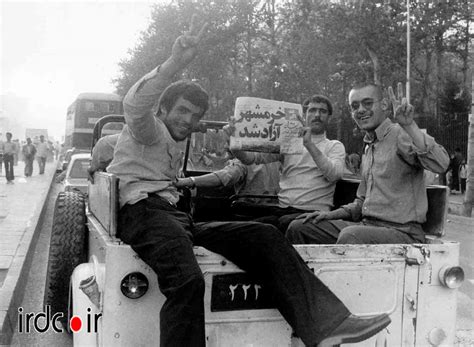 تصاویری از شادی و سرور مردم ایران پس از فتح خرمشهر