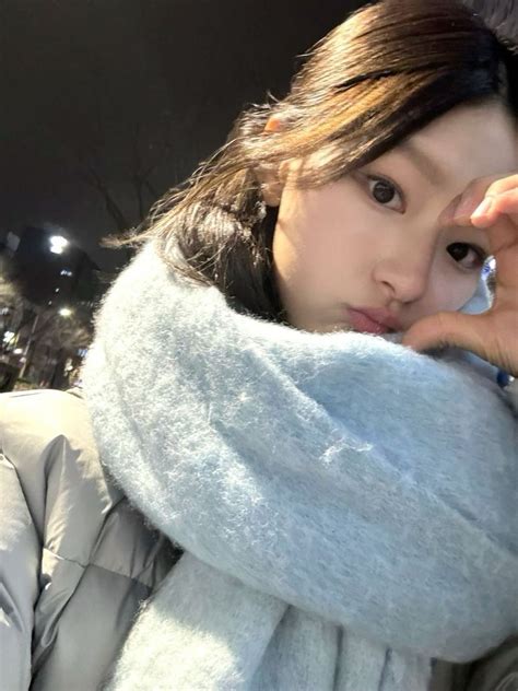 Han So Hee Is Going Viral For Her Pre Debut Aesthetic—here S What She
