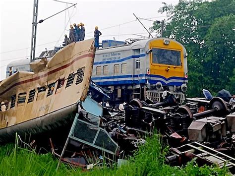 Sabarmati Express Train Accident Last 10 Years Major Train Accidents In