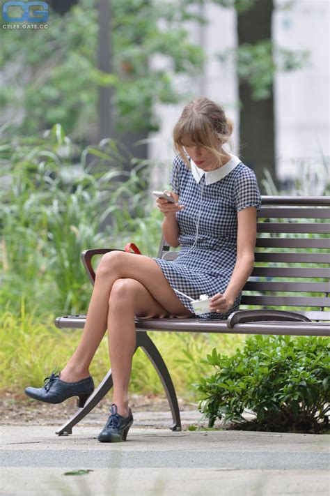 Taylor Swift Nude Pictures Photos Playboy Naked Topless Fappening