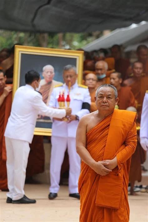 เคลื่อนสรีระสังขาร หลวงปู่แสง เตรียมประกอบพิธีพระราชทานเพลิง