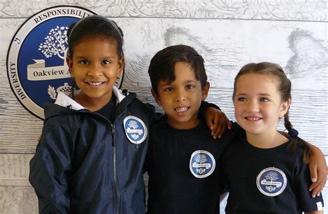 Grade R Uniforms Oakview Academy