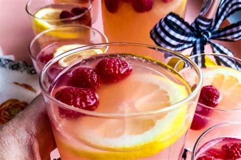Easy Raspberry Lemonade Recipe Reluctant Entertainer