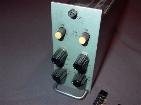 Elcom Northampton Ma 50d Dual Mic Pre Reverb