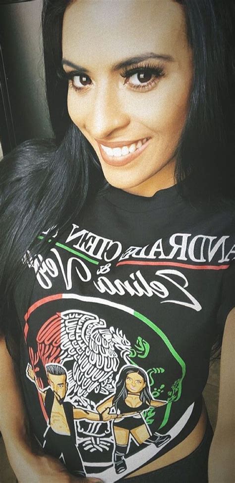 Épinglé par Asia sur Zelina Vega Thea Trinidad Büdgen